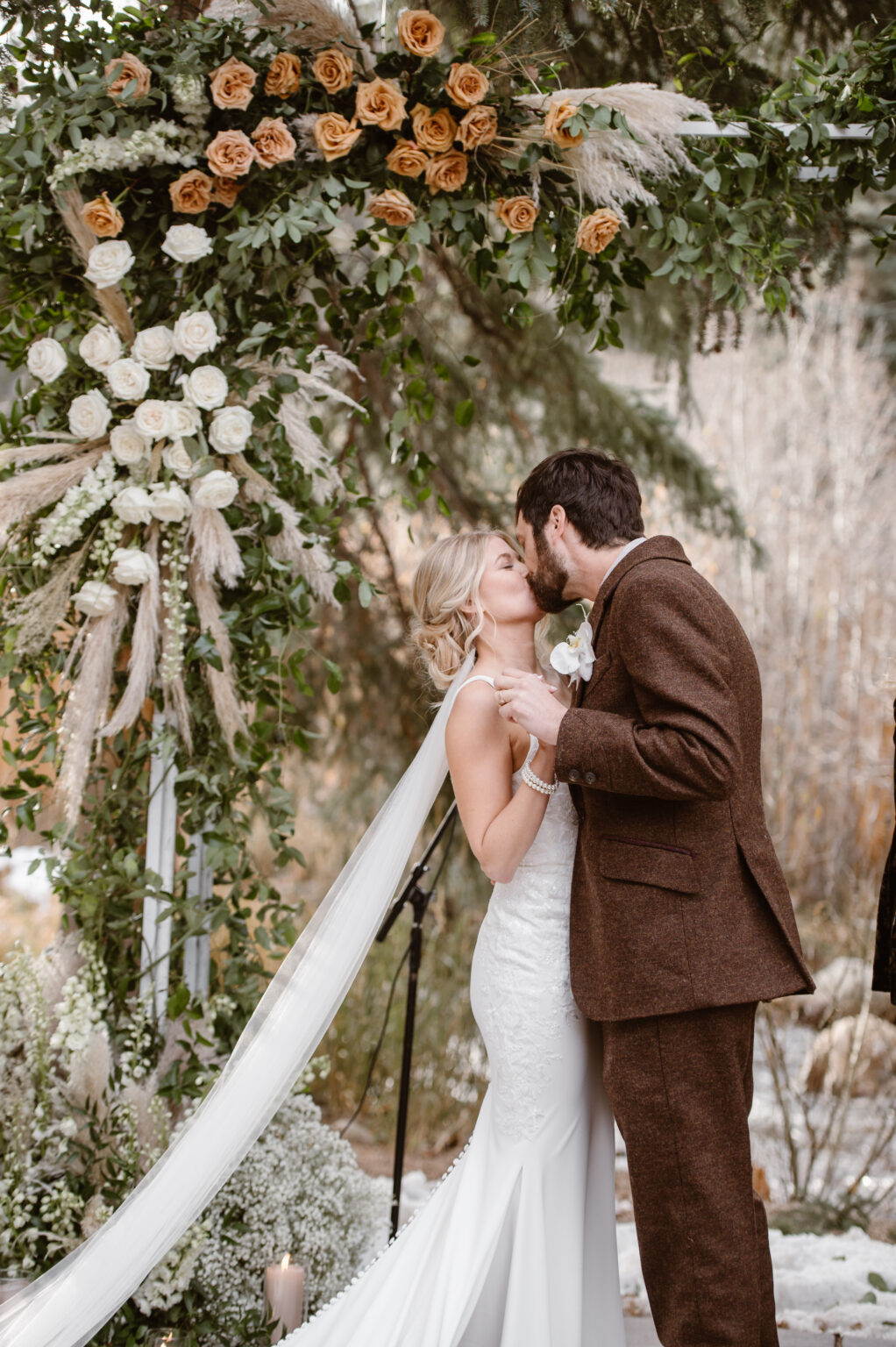 Ivory Events Venue Feature -Blackstone Rivers Ranch in Idaho Springs ...
